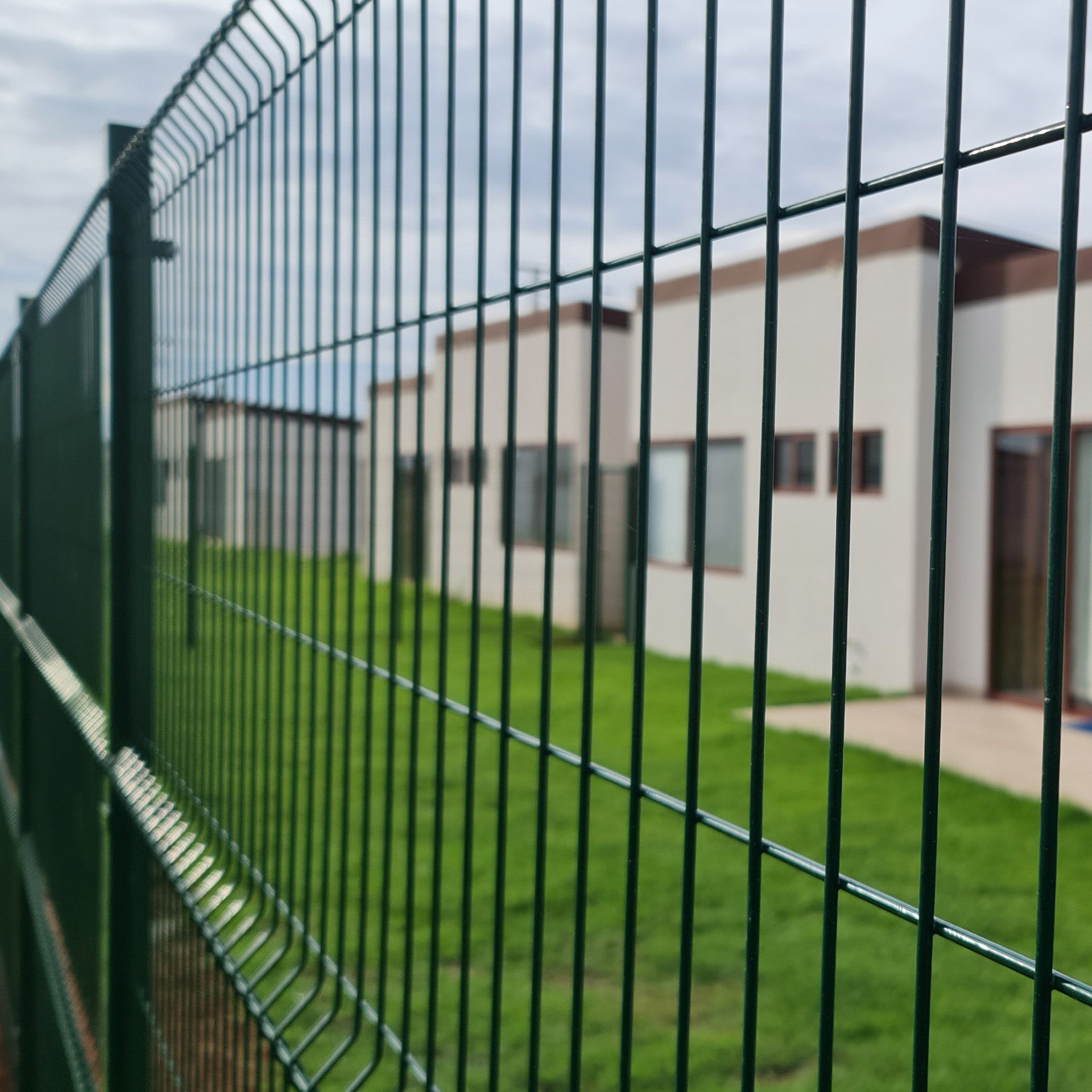 Tela Malla Saran Sombra Tejida 80% Verde — Torotrac - Todo para tu ...